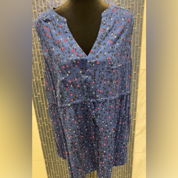 torrid | Tops | Torrid Blue And Pink Heart Top | Poshmark